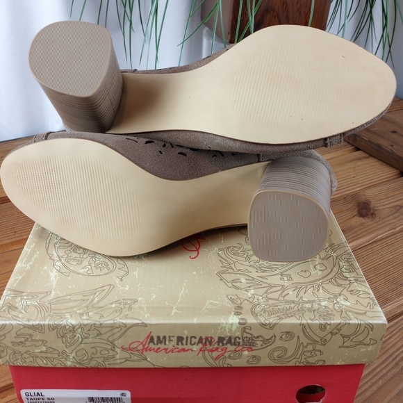 American Rag | Shoes | American Rag Glial Taupe Laser Cut Open Toe ...